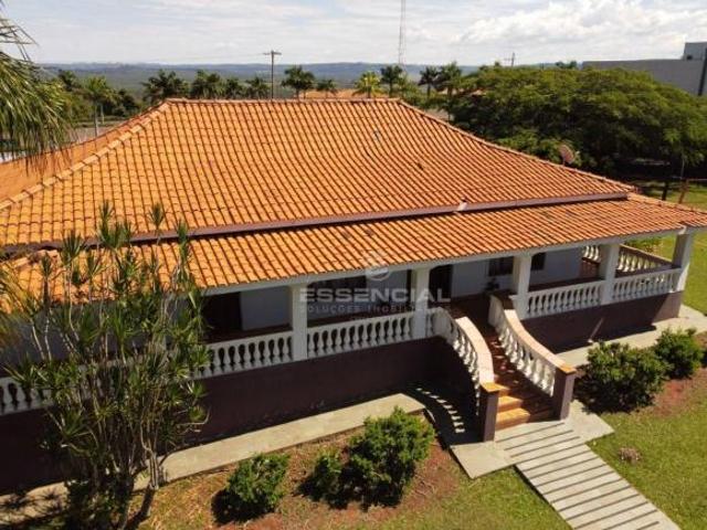 Casa com 3 dormitórios à venda, 298 m² por R$ 690.000,00 Condomínio Ninho Verde II Pardinho/SP