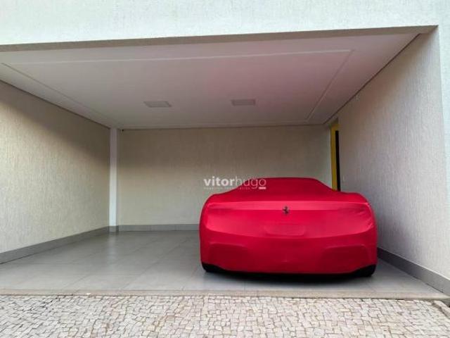 Casa com 3 dormitórios à venda, 290 m² por R$ 1.900.000,00 Jardim Karaíba Uberlândia/MG