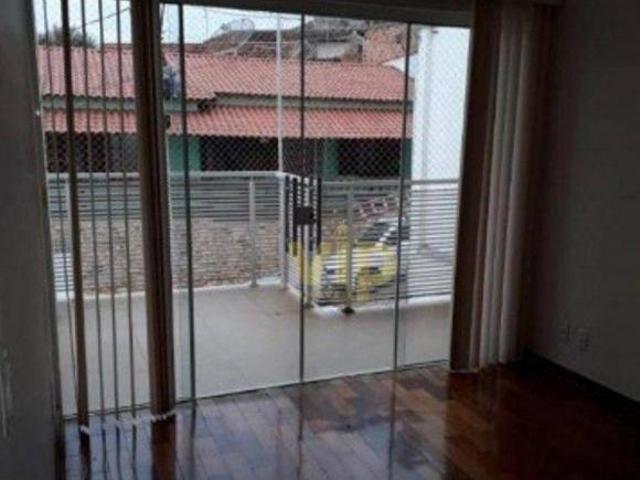 Casa com 3 dormitórios à venda, 290 m² por R$ 900.000,00 Medicina Pouso Alegre/MG