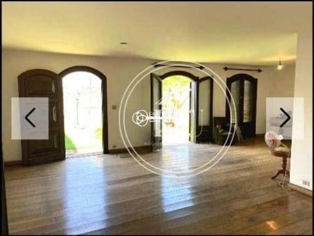 Casa com 3 dormitórios à venda, 290 m² por R$ 920.000,00 Centro Itu/SP