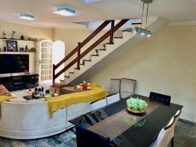 Casa com 3 dormitórios à venda, 292 m² por R$ 1.355.000,00 Vila Pires Santo André/SP