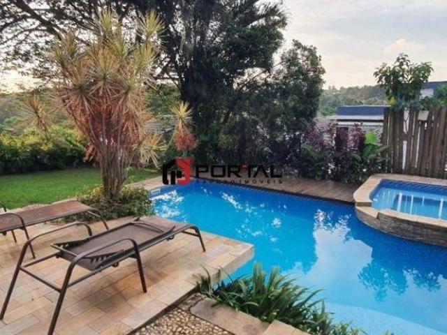 Casa com 3 dormitórios à venda, 293 m² por R$ 2.290.000,00 Granja Viana Carapicuíba/SP