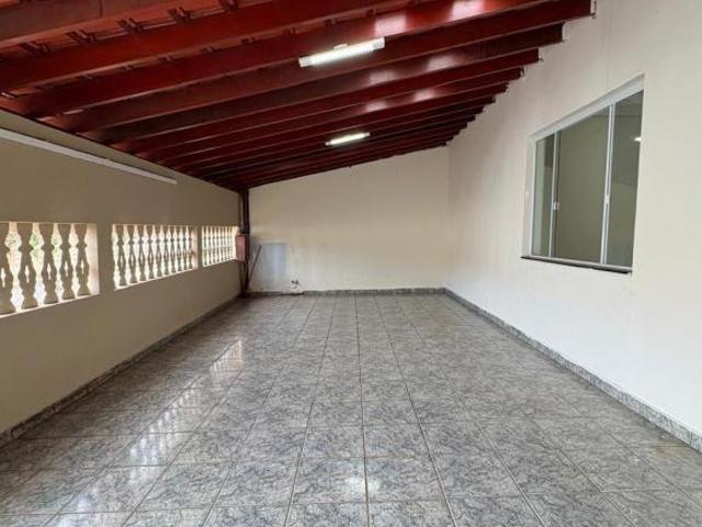 Casa com 3 dormitórios à venda, 293 m² por R$ 800.000 Santa Cruz Americana/SP