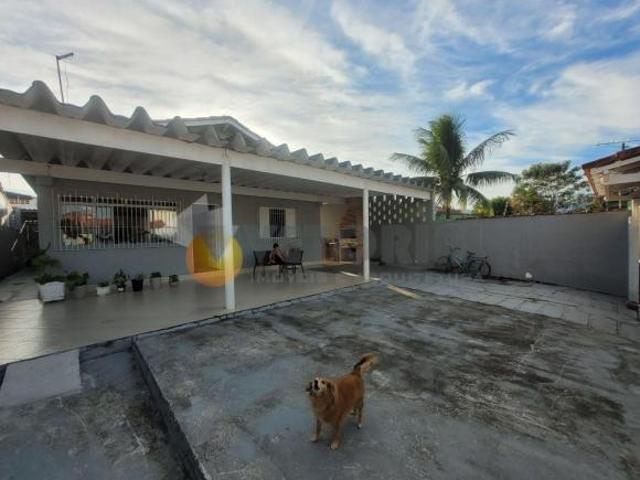 Casa com 3 dormitórios à venda, 293 m² por R$ 850.000,00 Jardim Britânia Caraguatatuba/SP