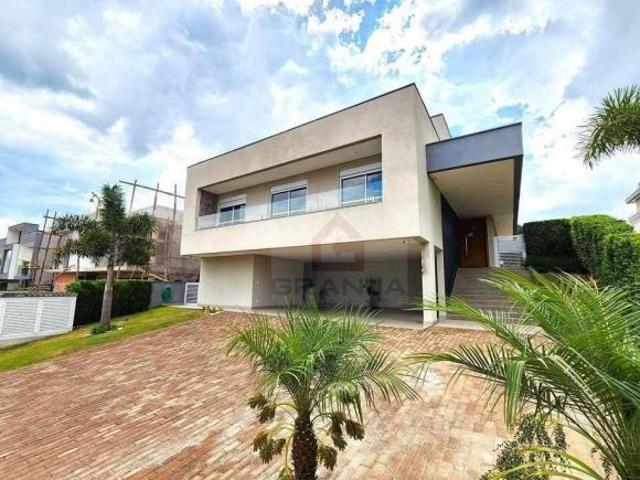 Casa com 3 dormitórios à venda, 304 m² por R$ 3.500.000,00 Granja Viana Carapicuíba/SP