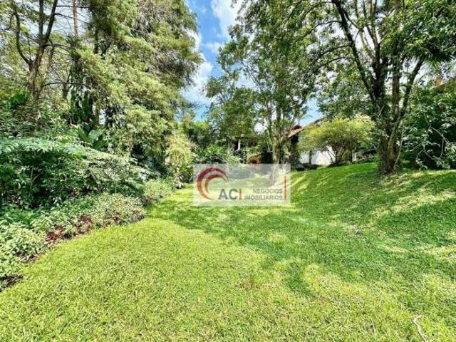 Casa com 3 dormitórios à venda, 304 m² por R$ 1.750.000 Chácara de La Rocca Carapicuíba/SP