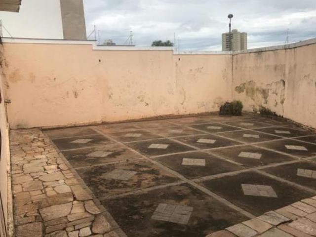 Casa com 3 dormitorios a venda, 300 m2 por R$ 530.000,00 Jardim Nova Yorque Aracatuba/SP