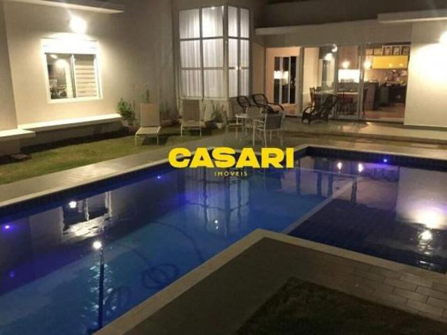 Casa com 3 dormitórios à venda, 300 m² Flora Ville Boituva/SP