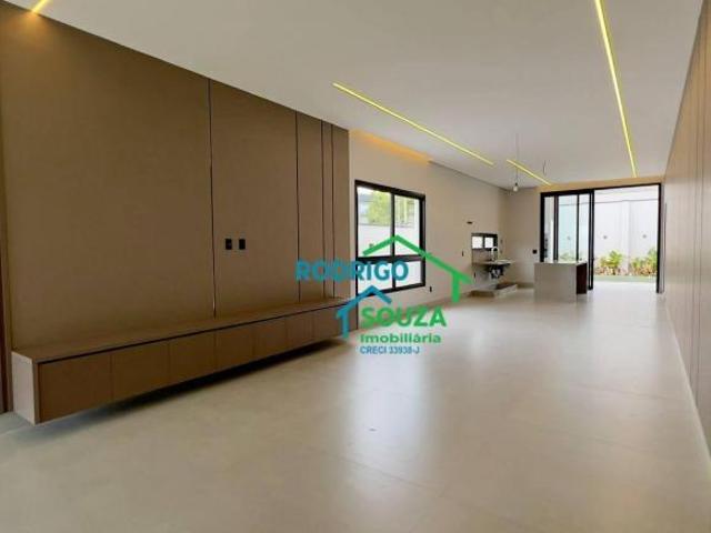 Casa com 3 dormitórios à venda, 300 m² por R$ 3.500.000,00 Sítio do Rosário Santana de Parnaíba/