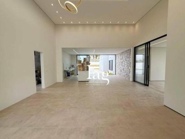 Casa com 3 dormitórios à venda, 300 m² por R$ 3.200.000,00 Residencial Saint Charbel Araçoiaba d
