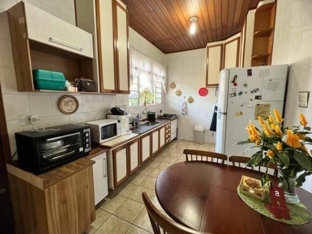 Casa com 3 dormitórios à venda, 300 m² por R$ 1.600.000,00 Ajuda Guararema/SP