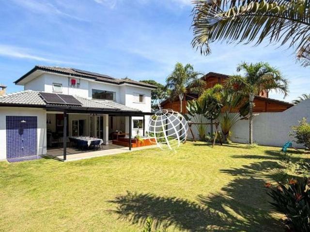 Casa com 3 dormitórios à venda, 300 m² por R$ 1.990.000,00 Vale do Sol Bom Jesus dos Perdões/SP