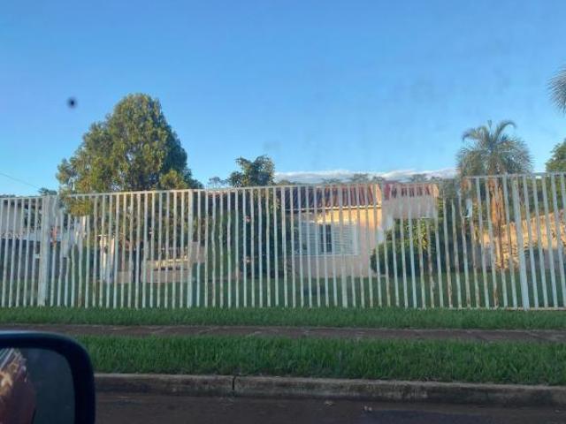 Casa com 3 dormitórios à venda, 300 m² por R$ 1.100.000,00 Vila de Furnas Itumbiara/GO