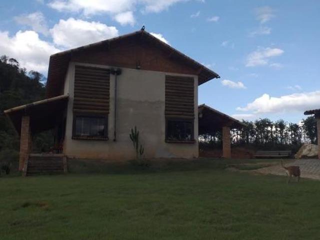 Casa com 3 dormitórios à venda, 300 m² por R$ 1.200.000,00 Retiro Juiz de Fora/MG