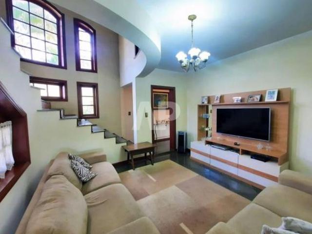 Casa com 3 dormitórios à venda, 300 m² por R$ 1.299.000,00 Condomínio Campos de Santo Antônio It