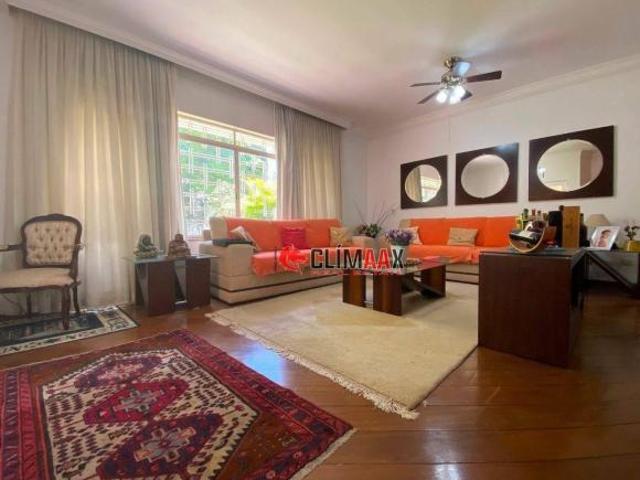 Casa em Alto da Lapa com 222,70m² de área construída e 1907m² de terreno Zona Oeste SP