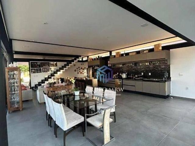 Casa com 3 dormitórios à venda, 300 m² por R$ 2.200.000,00 Condomínio Residencial Giverny Soroca