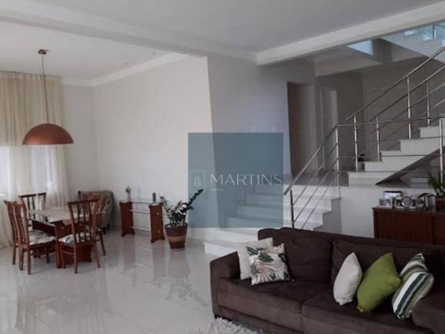 Casa com 3 dormitórios à venda, 300 m² por R$ 2.250.000,00 Chácara Malota Jundiaí/SP