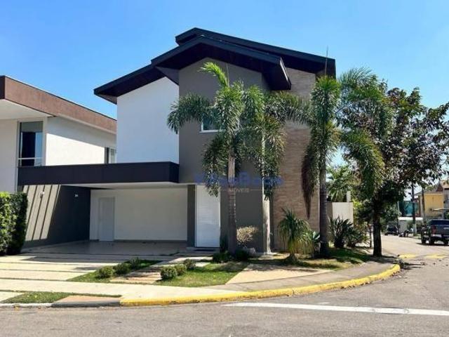 Casa com 3 dormitórios à venda, 300 m² por R$ 2.350.000,00 Villa Branca Jacareí/SP