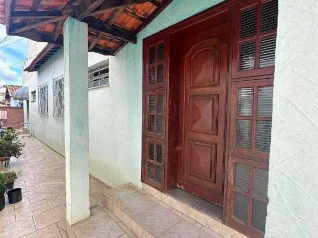 Casa com 3 dormitórios à venda, 300 m² por R$ 350.000,00 Centro Porto Feliz/SP