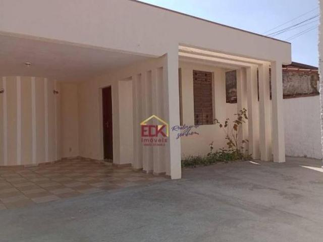 Casa com 3 dormitórios à venda, 300 m² por R$ 636.000,00 Jequitibá Caçapava/SP