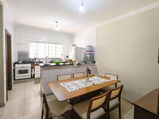 Casa com 3 dormitórios à venda, 300 m² por R$ 800.000,00 Jardim Wanel Ville IV Sorocaba/SP