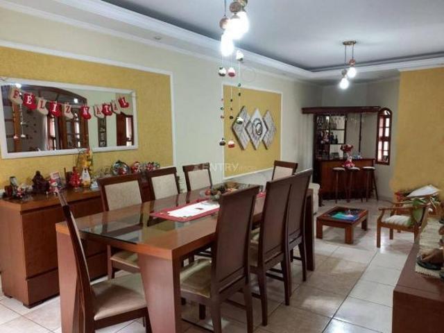 Casa com 3 dormitórios à venda, 302 m² Jardim Santa Gertrudes Jundiaí/SP