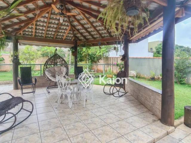Casa com 3 dormitórios à venda, 302 m² por R$ 1.715.000,00 Terras de Monte Serrat Salto/SP