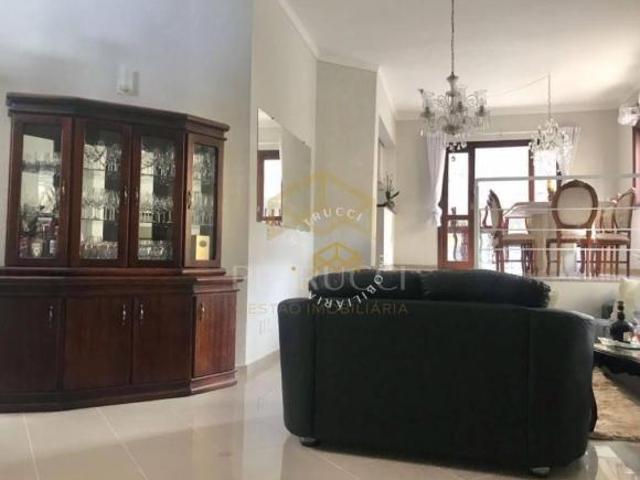 Casa com 3 dormitórios à venda, 315 m² por R$ 1.270.000,00 Chácara Alpina Valinhos/SP
