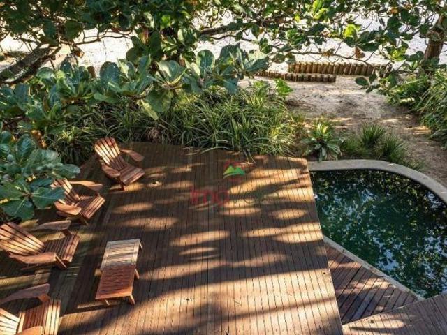 Casa com 3 dormitórios à venda, 310 m² por R$ 4.800.000,00 T Grande São Sebastião/SP