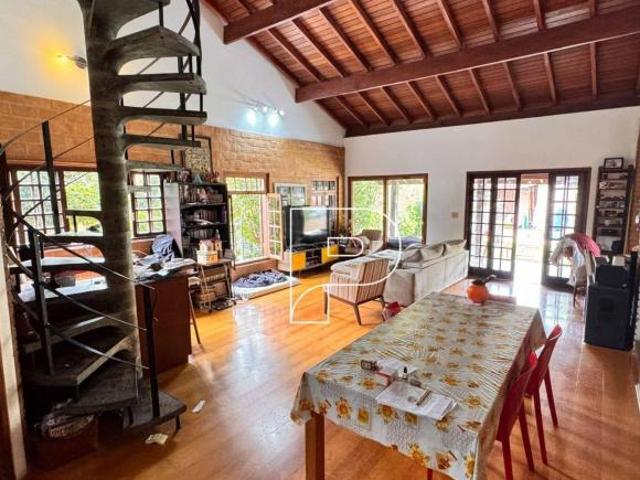 Casa com 3 dormitórios à venda, 320 m² por R$ 1.600.000,00 Granja Viana Jandira/SP