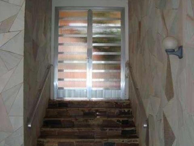 Casa com 3 dormitórios à venda, 320 m² por R$ 1.000.000,00 Vila Flórida Guarulhos/SP