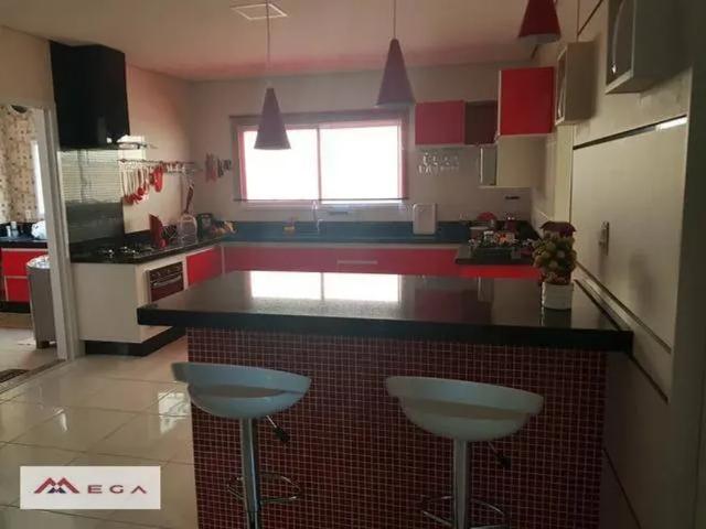Casa com 3 dormitórios à venda, 320 m² por R$ 2.400.000,00 Swiss Park Campinas/SP