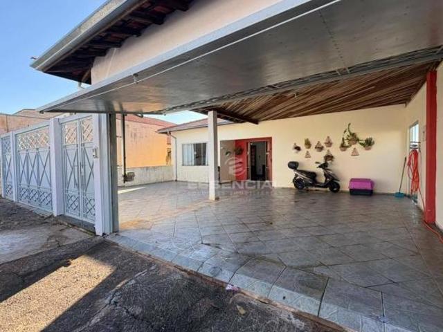 Casa com 3 dormitórios à venda, 321 m² por R$ 750.000,00 Jardim Panorama Botucatu/SP