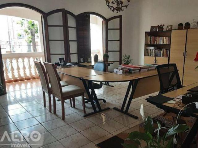 Casa com 3 dormitórios à venda, 337 m² Vila Santa Tereza Bauru/SP