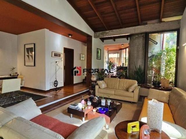 Casa com 3 dormitórios à venda, 330 m² Granja Viana Cotia/SP
