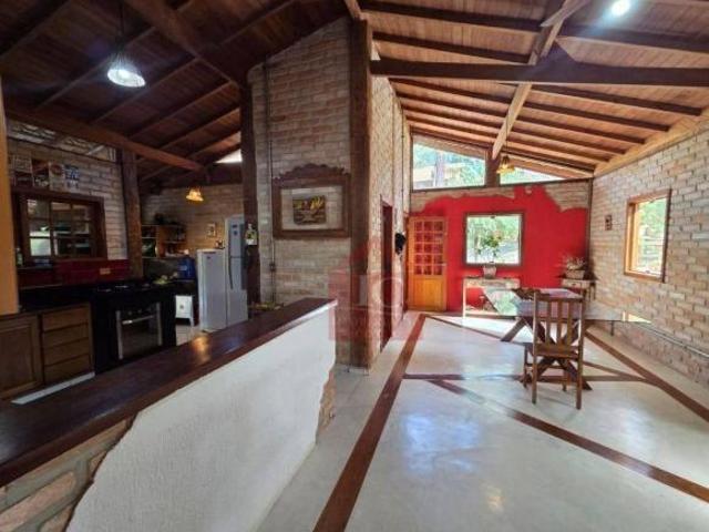 Casa com 3 dormitórios à venda, 330 m² por R$ 1.580.000,00 Pinheiros Tênis Village Cotia/SP