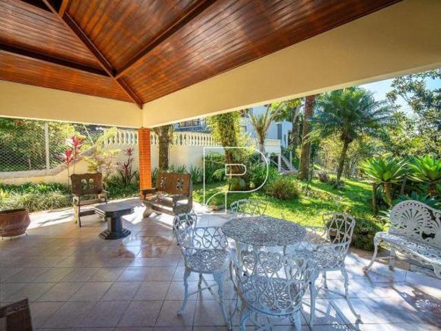 Casa com 3 dormitórios à venda, 332 m² por R$ 1.700.000 Granja Viana