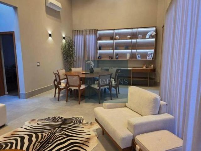 Casa com 3 dormitórios à venda, 332 m² por R$ 5.900.000,00 Jardim das Samambaias Jundiaí/SP