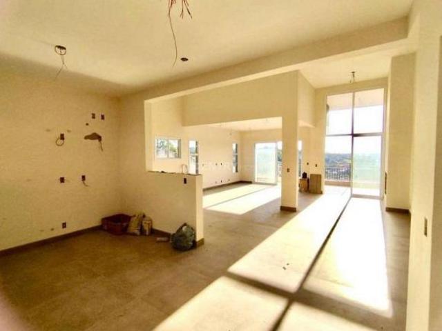 Casa com 3 Suítes à venda, 340 m² de construção em 1000 m² de área total Caxambu Jundiaí/SP