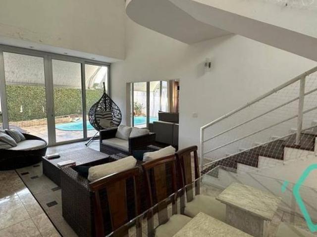 Casa com 3 dormitórios à venda, 340 m² por R$ 1.500.000,00 Granja Viana Cotia/SP