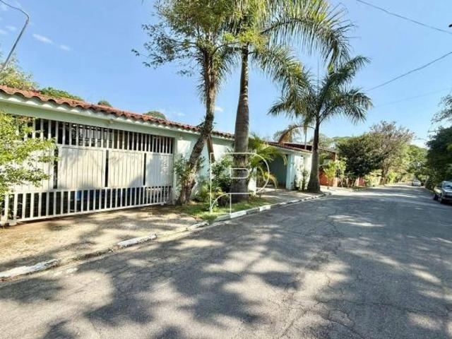 Casa com 3 dormitórios à venda, 359 m² por R$ 1.900.000,00 Granja Viana Carapicuíba/SP