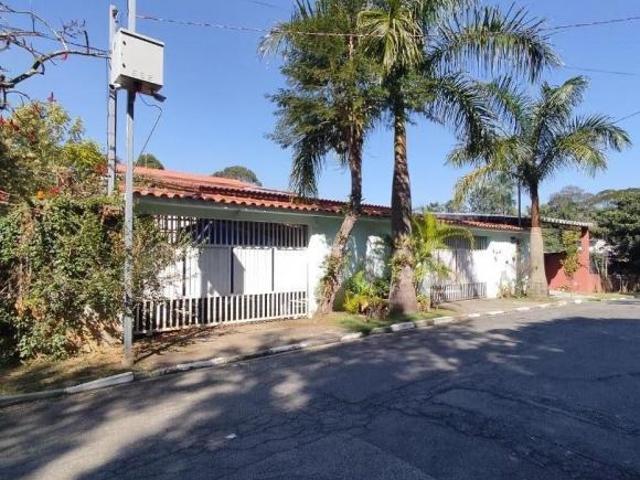 Casa com 3 dormitórios à venda, 359 m² por R$ 2.000.000,00 Parque Primavera Carapicuíba/SP