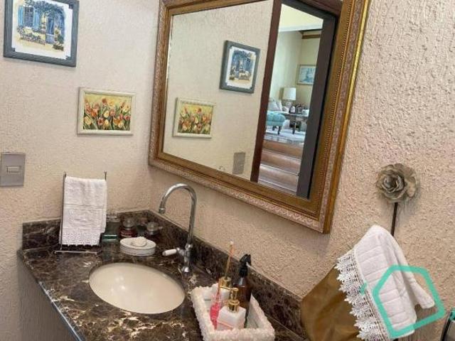 Casa com 3 dormitórios à venda, 350 m² por R$ 1.590.000,00 Granja Viana Cotia/SP