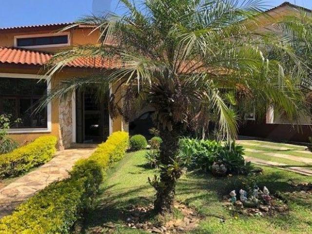 Casa com 3 dormitórios à venda, 350 m² por R$ 1.900.000,00 Aldeia da Serra Santana de Parnaíba/S