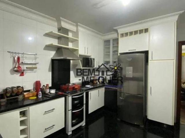 Casa com 3 dormitórios à venda, 350 m² por R$ 860.000,00 Vila Pereira Cerca São Paulo/SP