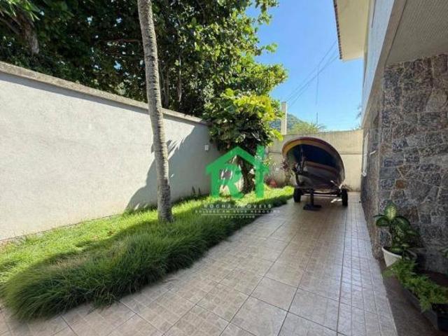 Casa com 3 dormitórios à venda, 350 m² por R$ 2.100.000,00 Praia do Tombo Guarujá/SP