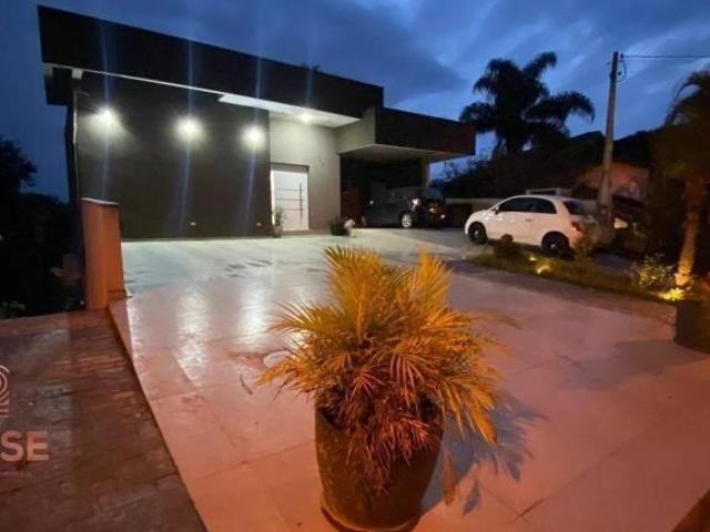 Casa com 3 dormitórios à venda, 350 m² por R$ 2.200.000,00 Condomínio Arujá Hills III Arujá/SP