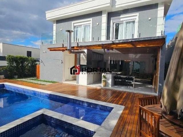 Casa com 3 dormitórios à venda, 350 m² por R$ 5.800.000,00 Granja Viana Carapicuíba/SP