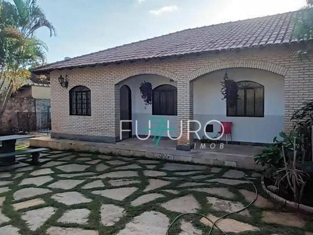 Casa com 3 dormitórios à venda, 350 m² por R$ 750.000,00 Setor Habitacional Jardim Botânico Bras